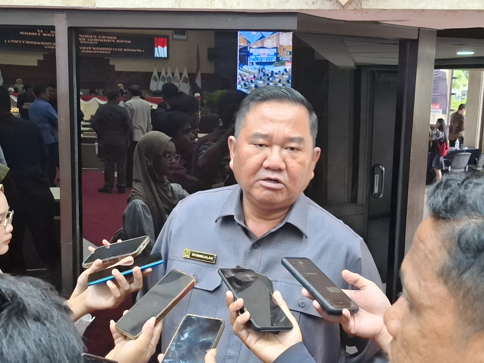 Ekti Imanuel Menunjukan Dukungannya Terhadap Sekolah Rakyat di Kaltim ...